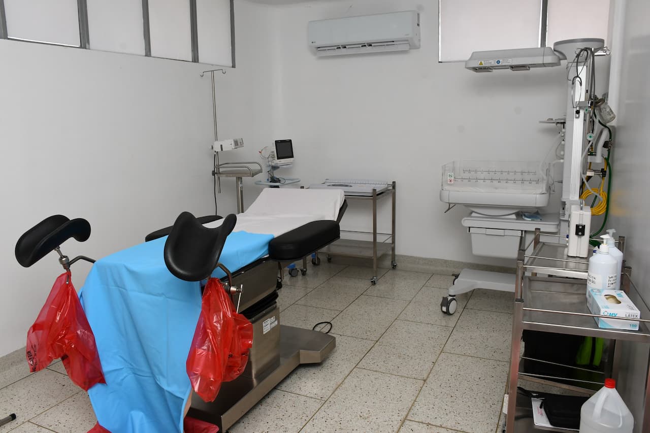 Hospital de Cartago estrena Sala de Partos y amplía Unidad de Cuidados ...