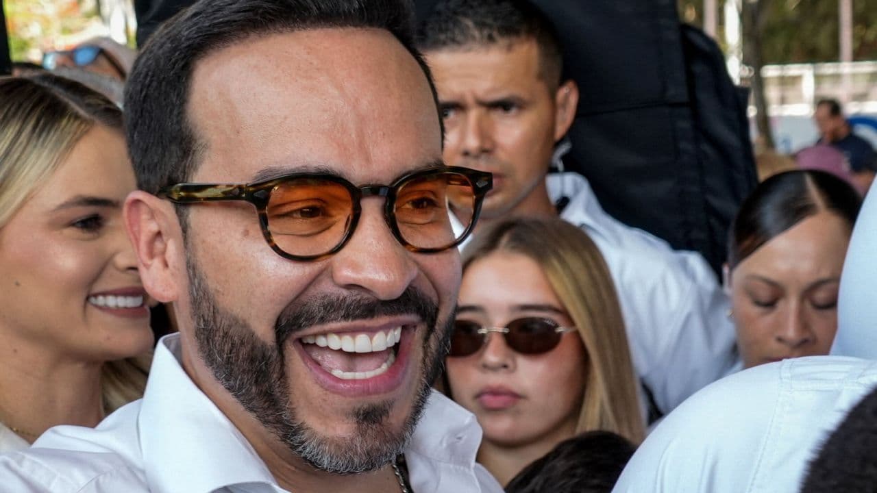 De la Espriella cierra campaña en Buga bajo amenaza de muerte - Valle ...