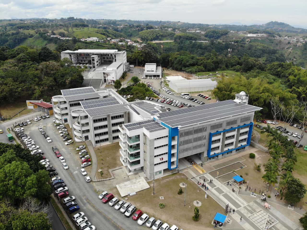 Amenazas a 220 profesores de la UTP en Pereira - Risaralda ...
